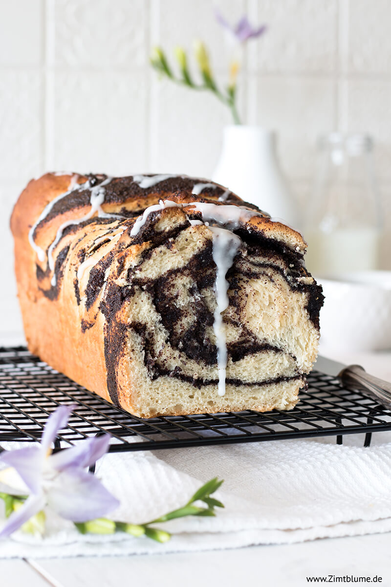 Mohn Babka: Das beste Rezept für Hefeteig mit Mohnfüllung