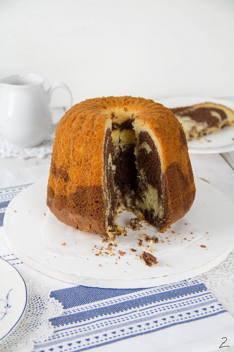 Elegantes Omas Saftiger Marmorgugelhupf Rezept Ebenbild